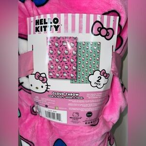 Hello Kitty | Bedding | Hello Kitty Burlington Larger Blanket 6x70 Set ...